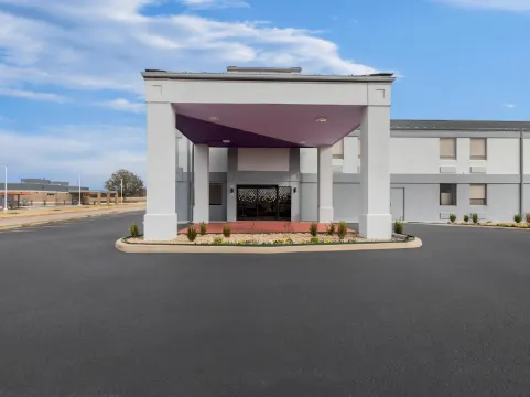 Spark By Hilton Muskogee - Muskogee, OK