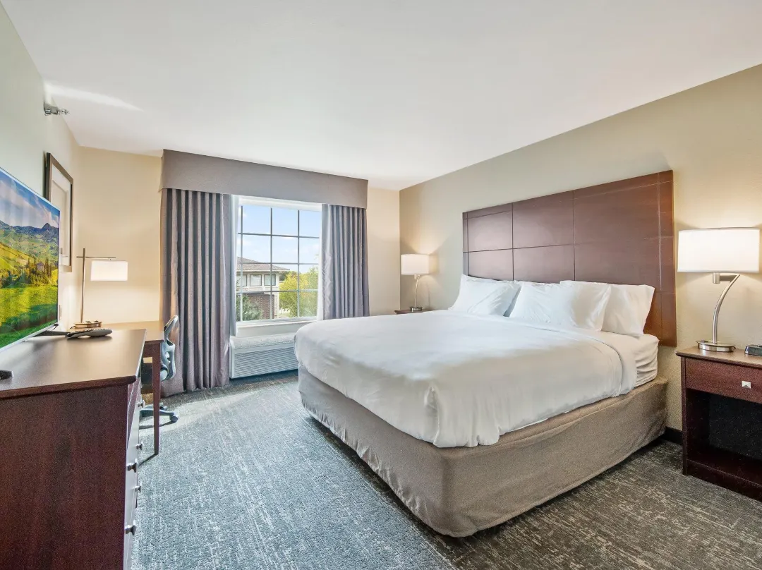 Cobblestone Hotel & Suites - Austin - Austin, MN