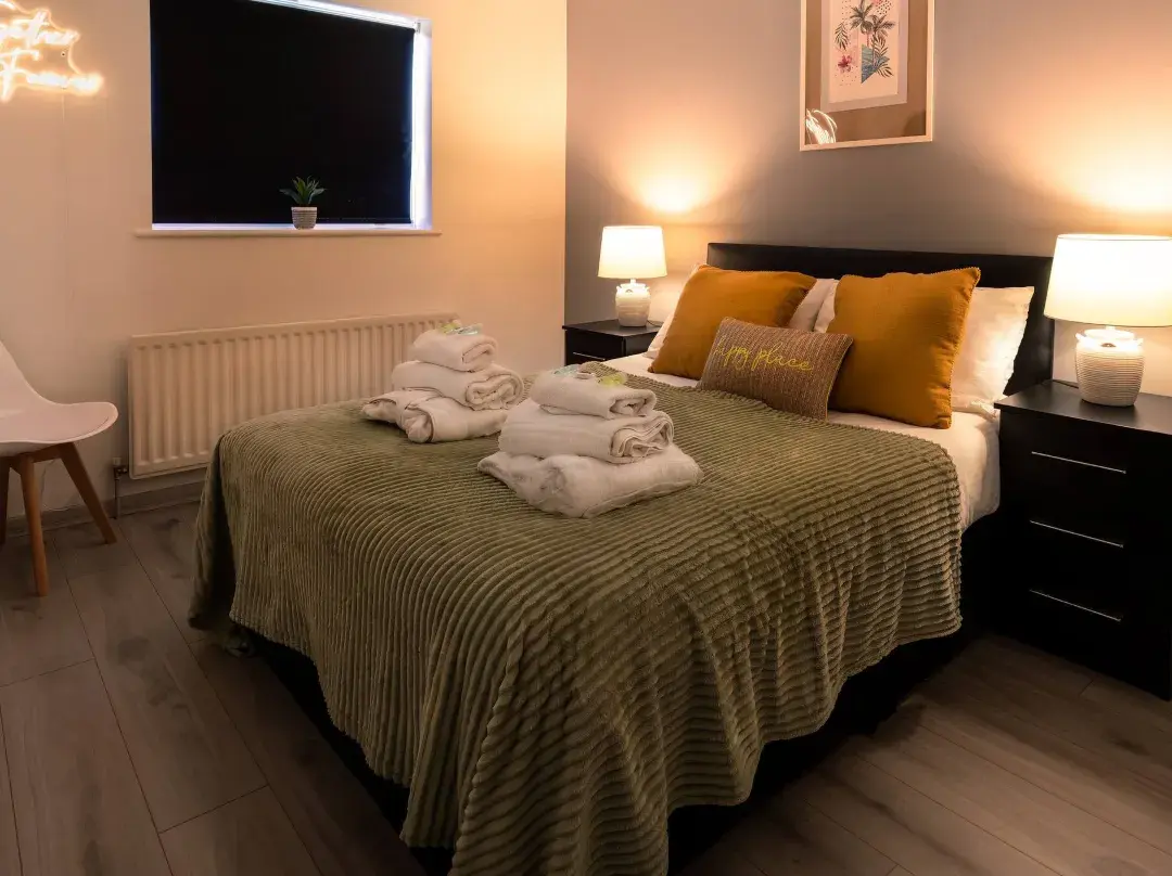 Get Away Home With Hot Tub Sleeps 6 - Brighton and Hove