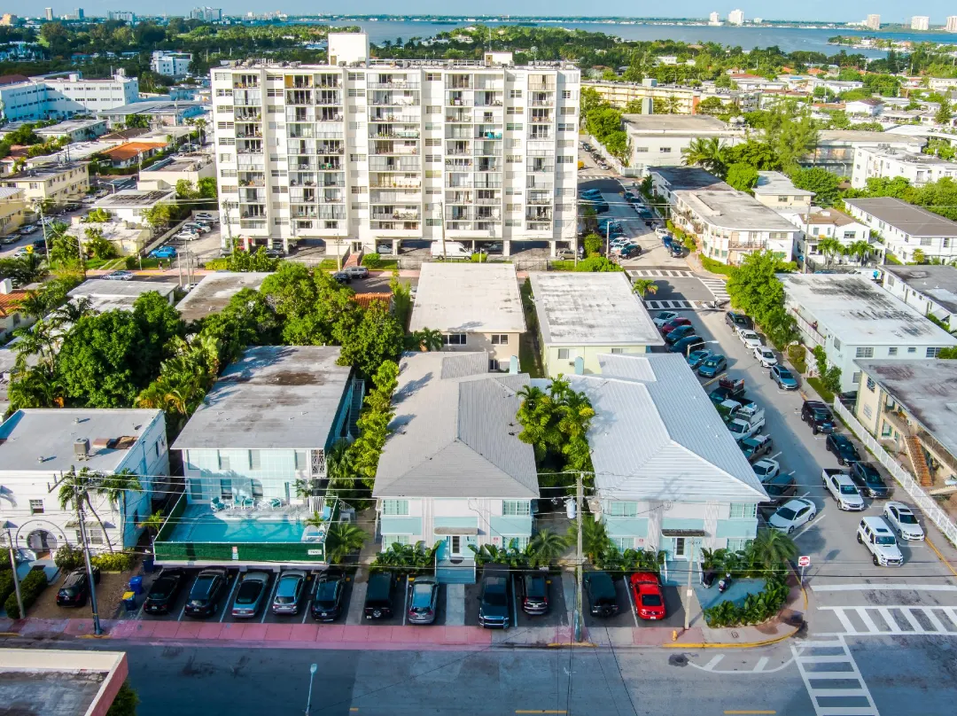 Praia Hotel Boutique & Apartments - Miami Beach