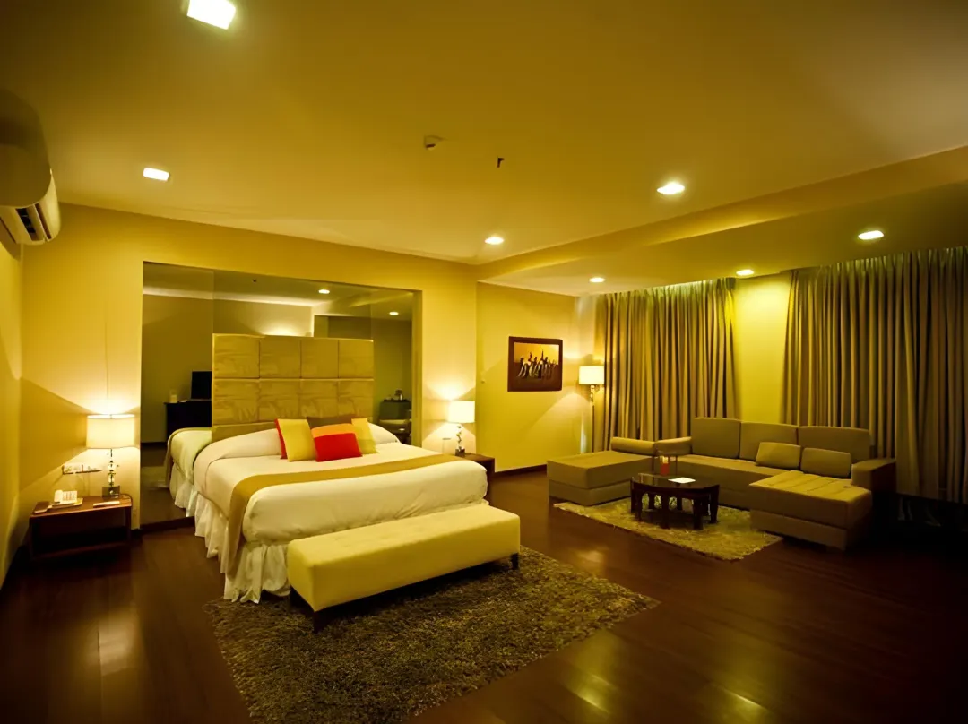 People's Hotel - Iloilo City