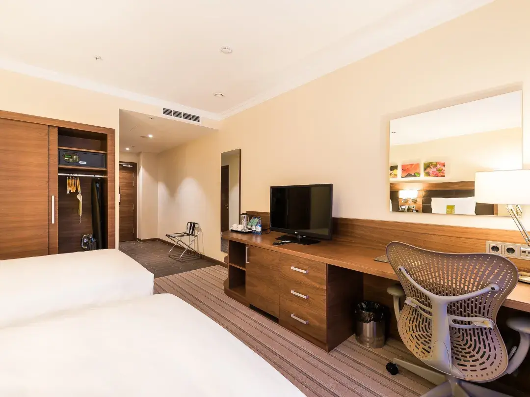 Hotel Hilton Garden Inn Krasnoyarsk - Красноярск