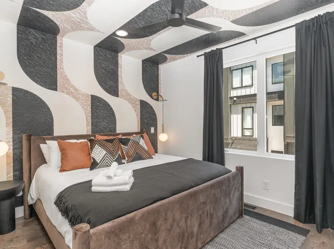 Rooftop Patio And Hot Tub With Skyline Views - Vibrant Urban Retreat - Nashville