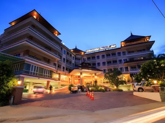 Kwanruen Park Hotel - Nakhon Ratchasima