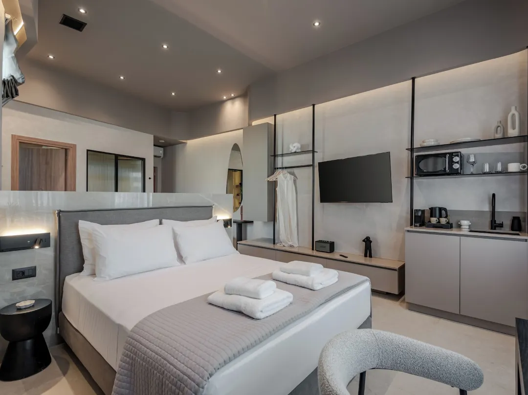 Amara Luxury Suites With Private Hot Tub - Chania