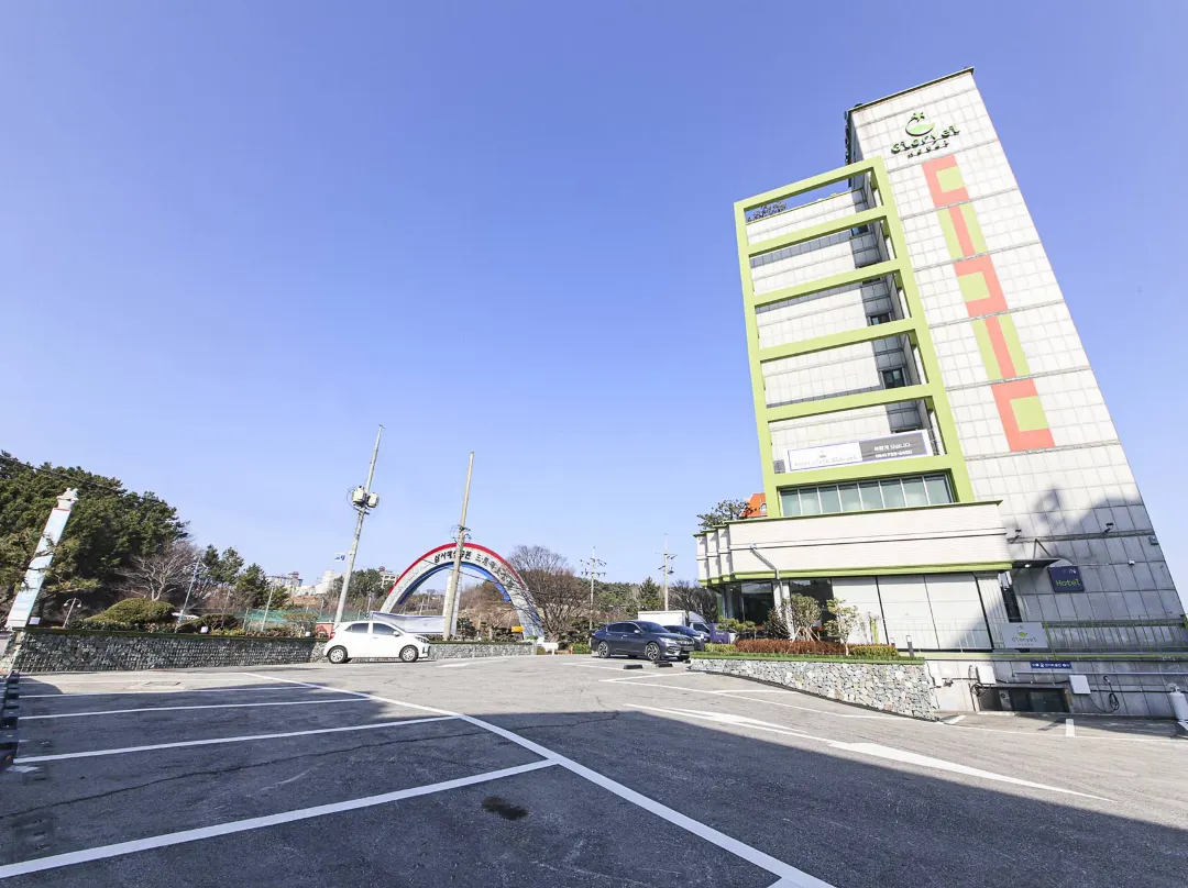 Yeongdeok Hotel Gloryel - 영덕군