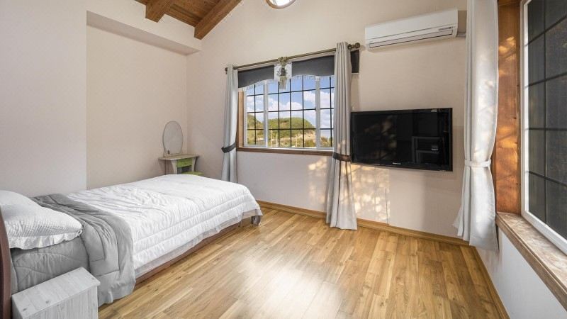 Yeosu Forest Love Pension - Yeosu-si