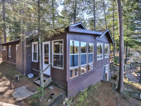 Loghaven - Elbert's - Hiller Vacation Homes - St. Germain, WI