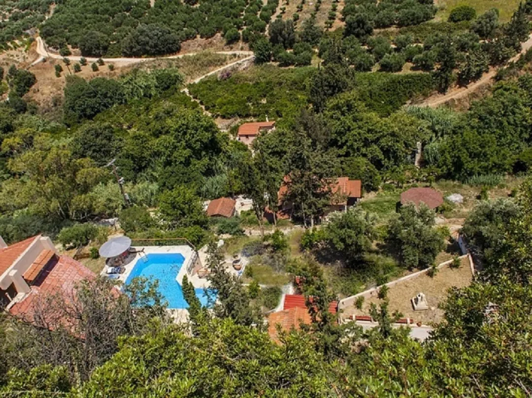 Estate Kares - Greece