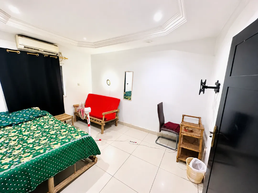 Belle Chambre Avec Toilettes Privées B4- Aci 2000 - Bamako