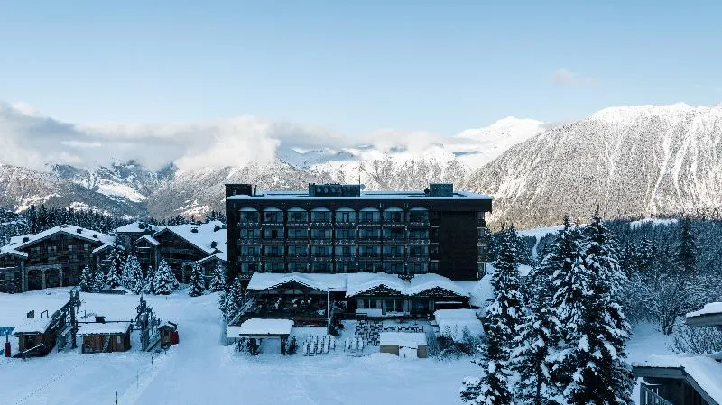 Alpes Hôtel Pralong - Courchevel