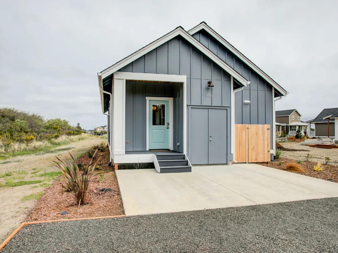Open Concept Living Spaces And Back Porch - Inviting Coastal Retreat - Ocean Shores, WA