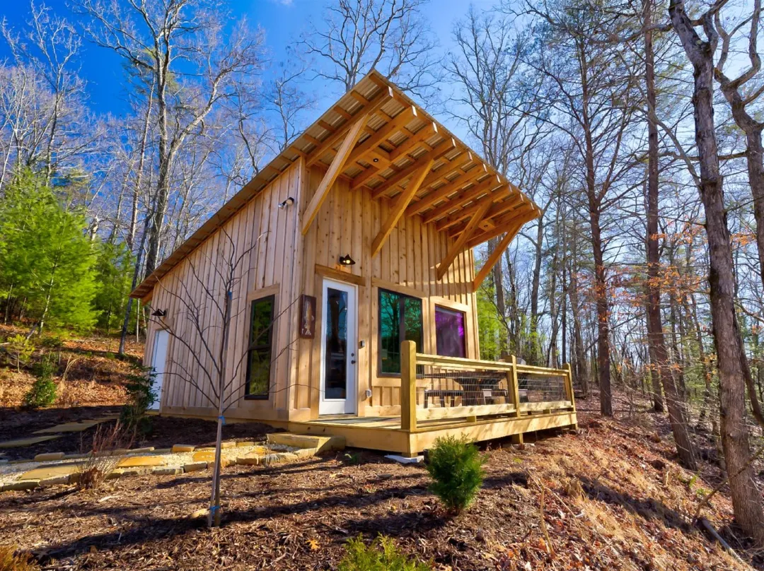 Mountain Escape With Entertaining Deck - Stunning Natural Light - Blue Ridge, GA