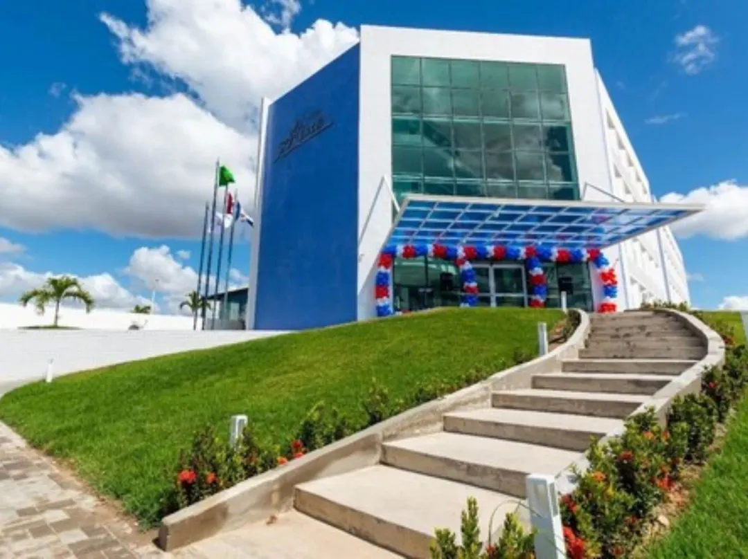 Bristol Aline - Bahia