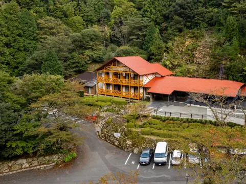 Nature Hotel Narukawa - Uwajima