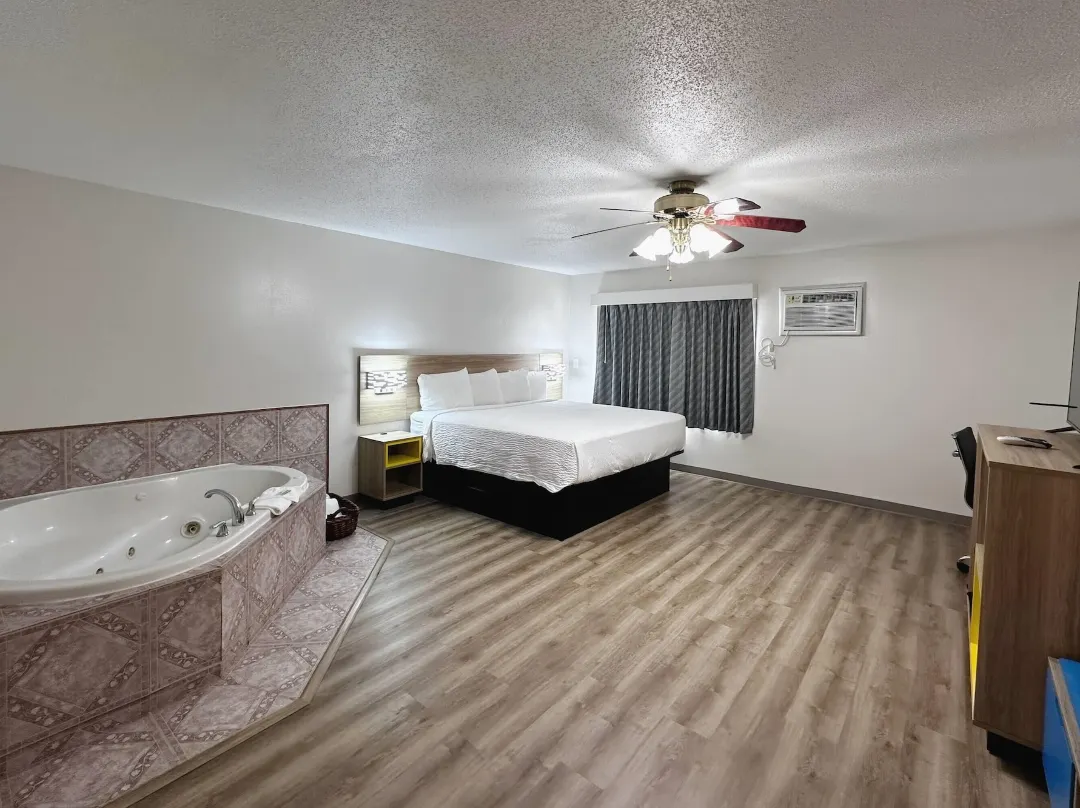 Days Inn By Wyndham Denison Ia - Iowa