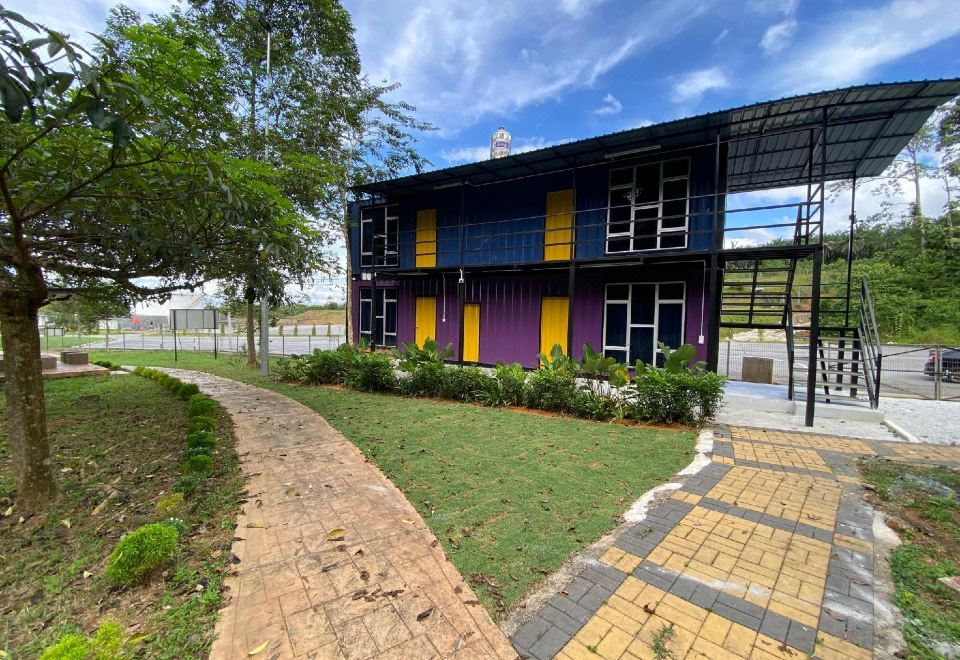 Ujana Escape Tanjong Malim, Ulu Bernam Timur, 2025 Updated Prices and ...