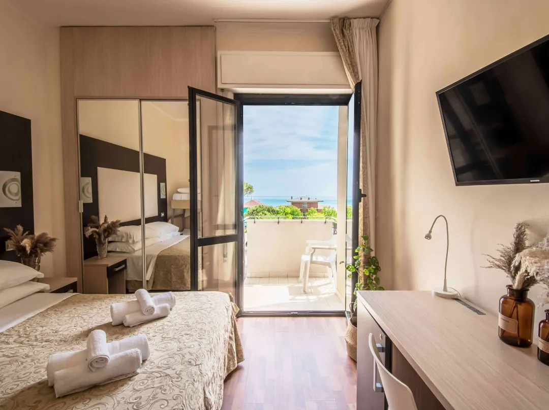 Hotel Baby Bed And Breakfast - Cervia