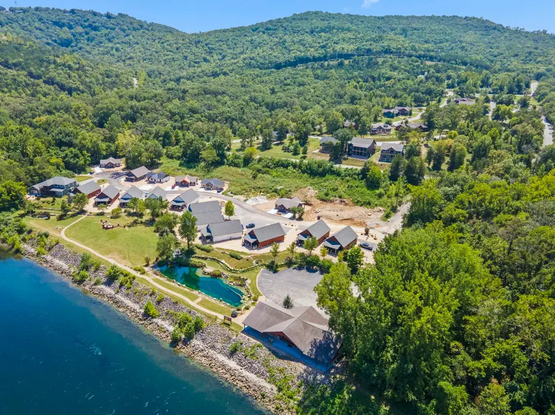 Private Hot Tub And Scenic Lake Access - Cozy Retreat - Ridgedale, MO