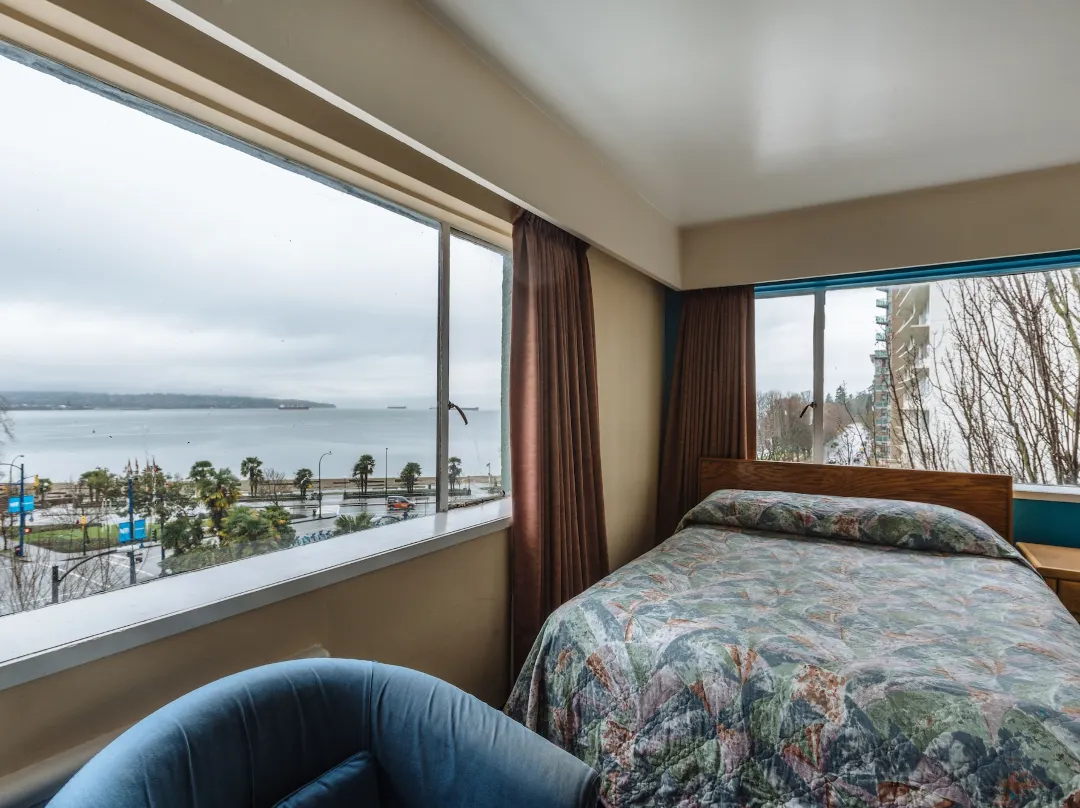 English Bay Hotel - Vancouver