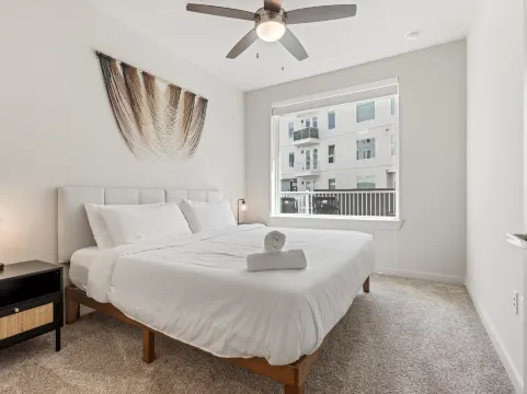 Poolside Luxury | 1br W/ Private Patio - Austin, TX