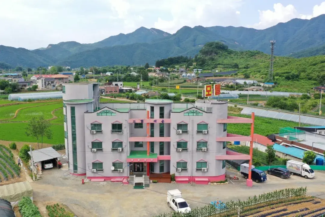Hongcheon Castle Motel - Chuncheon