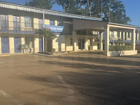 Motel 6 - Mccomb, Ms - Mississippi