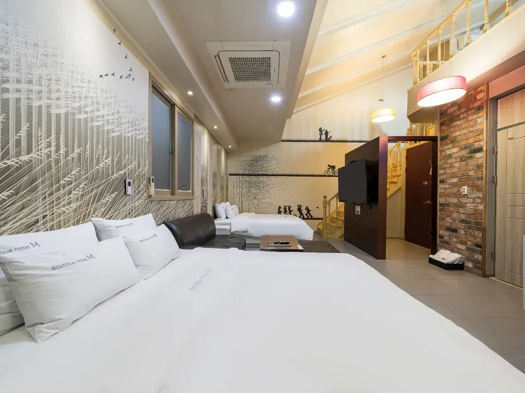 Jinju M Hotel - Namhae-gun