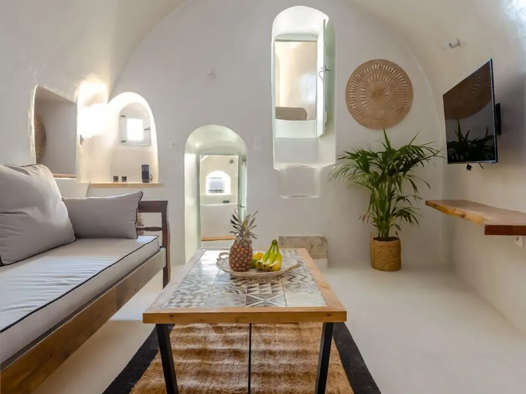 Exi Castle Suites - Santorini