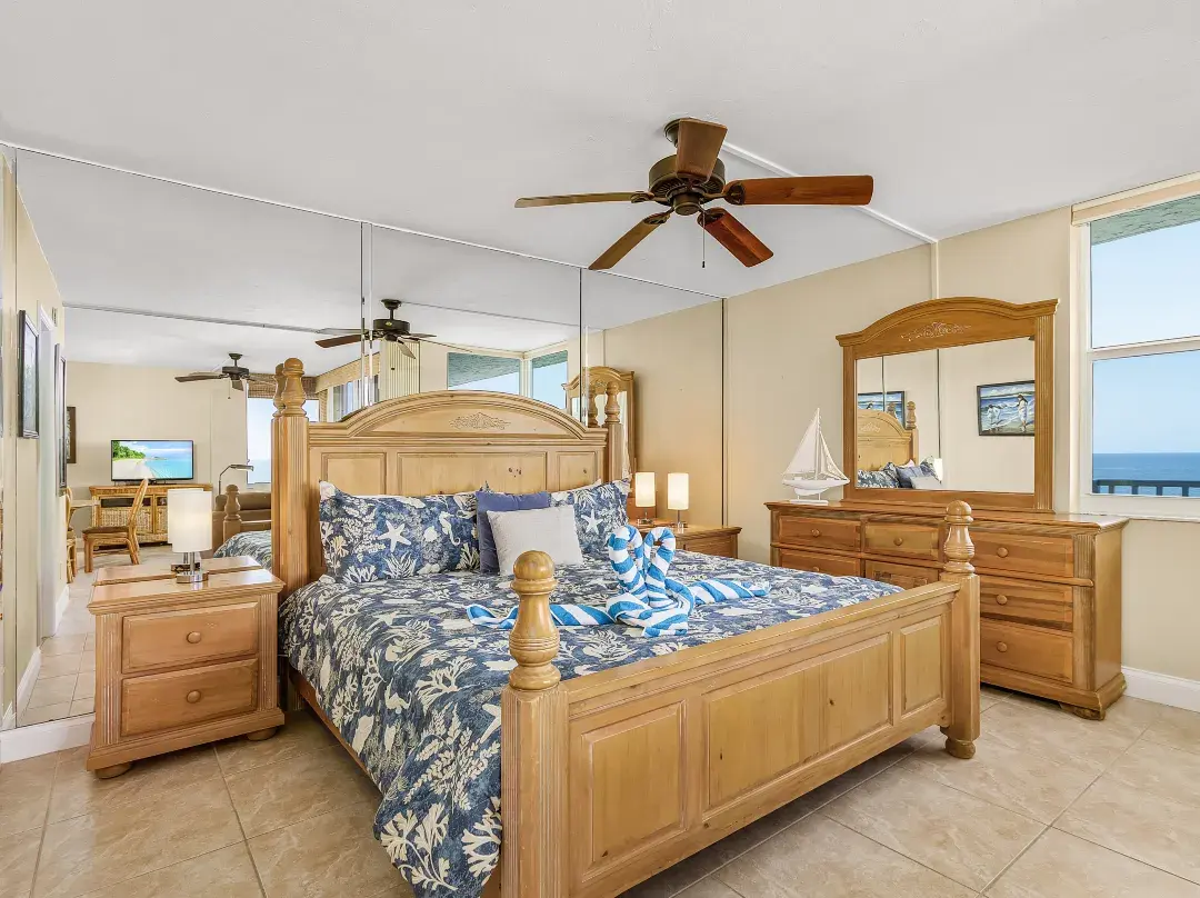 Panoramic Gulf Views And Heated Pool - Stunning Beachfront Oasis - Fort Myers Beach, FL