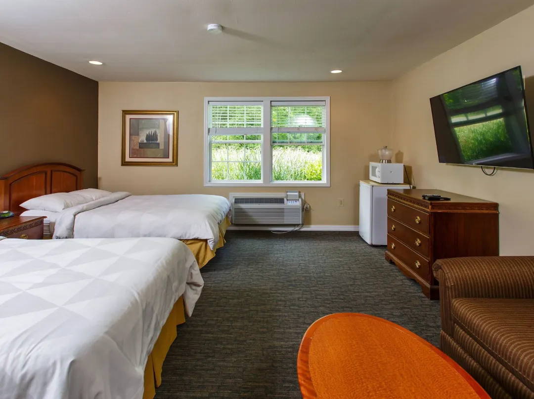 Beach Harbor Resort - Door County, WI