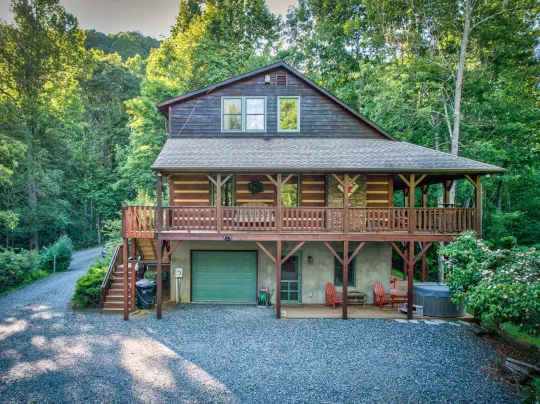 Hot Tub And Stunning Valley Views - Charming Mountain Retreat - Boone, NC