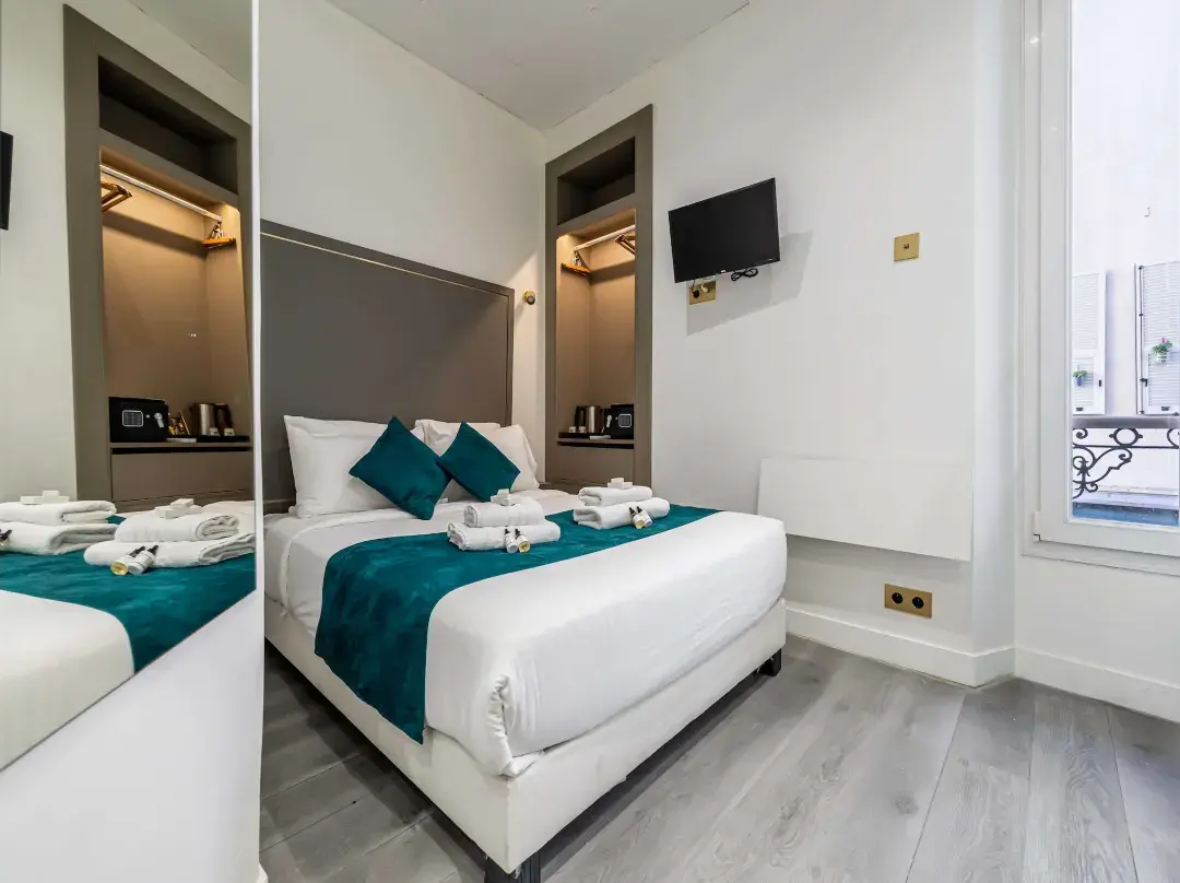Hotel Avaton - Deluxe Bedroom - Cannes Palais - Cannes
