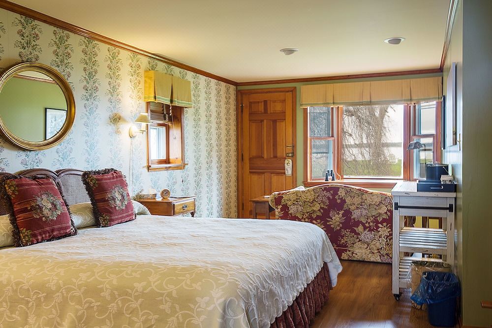 Sandaway Suites & Beach - Saint Michaels, MD