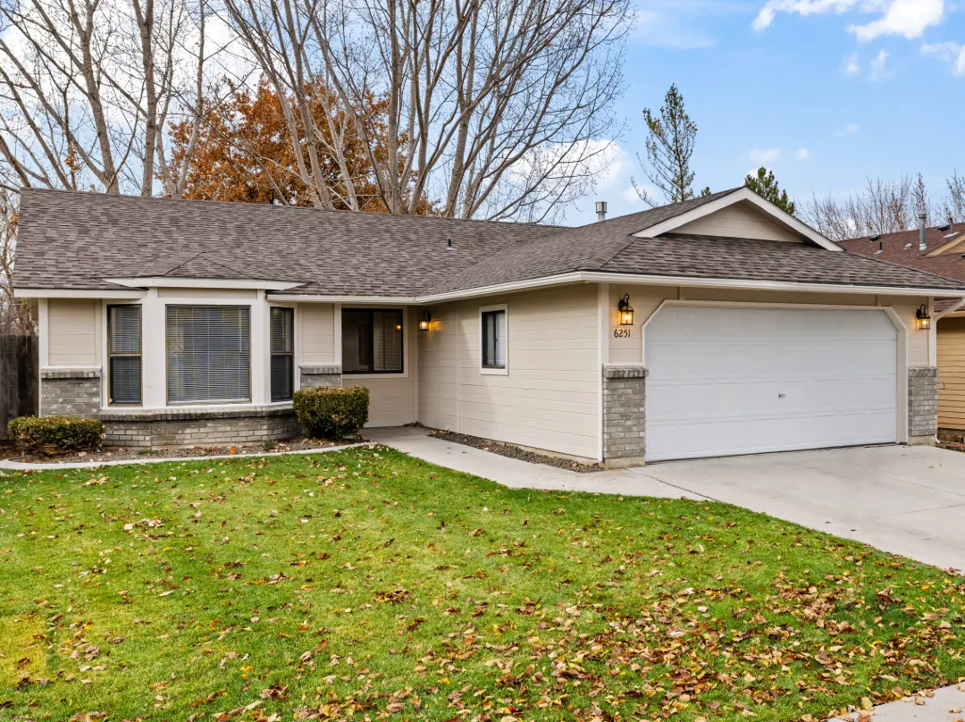 Boise Foothills Boho Haven - Boise, ID