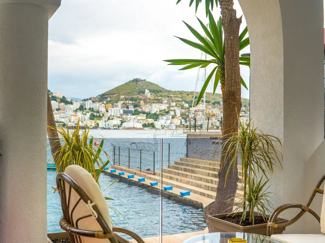 Adam & Eve Suites - Saranda