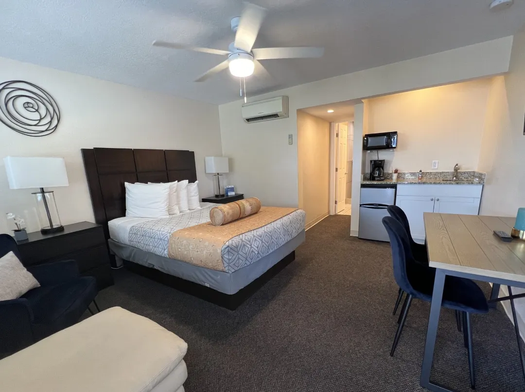 Beachside Resort Motel - St. Pete Beach, FL