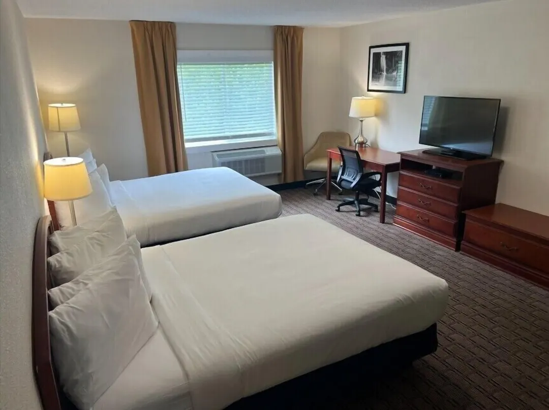 River Valley Inn - Northampton, MA