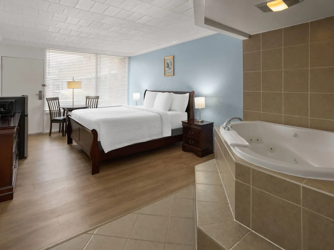 Tesla Biohealing Wellness Hotel & Resort, Ramada By Wyndham - Butler, PA