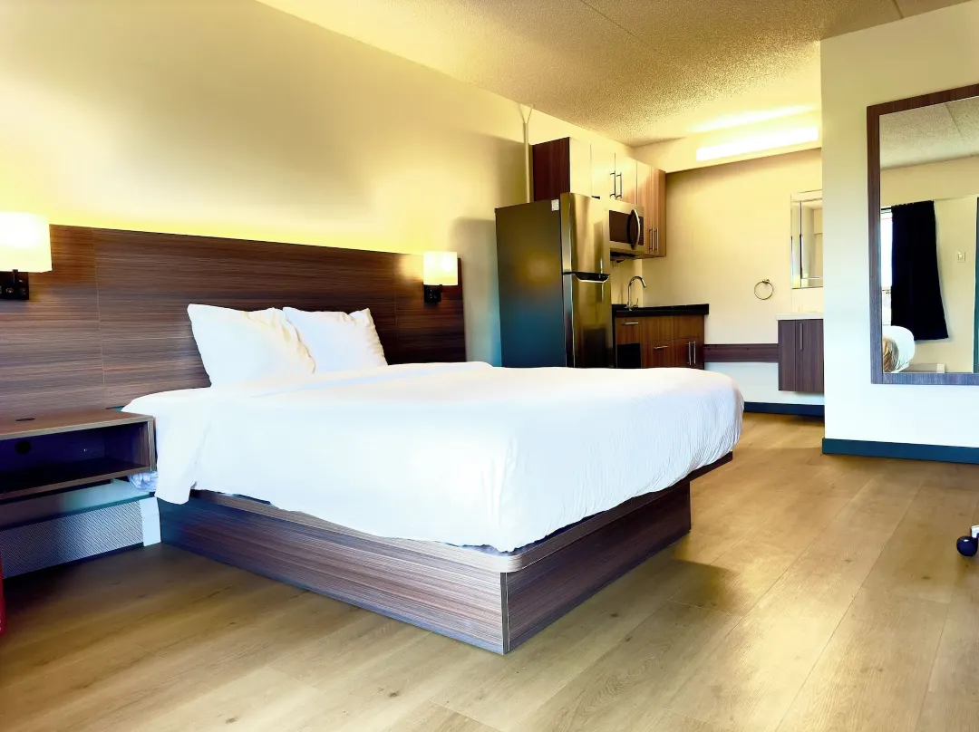 Westport Inn - Grande Prairie