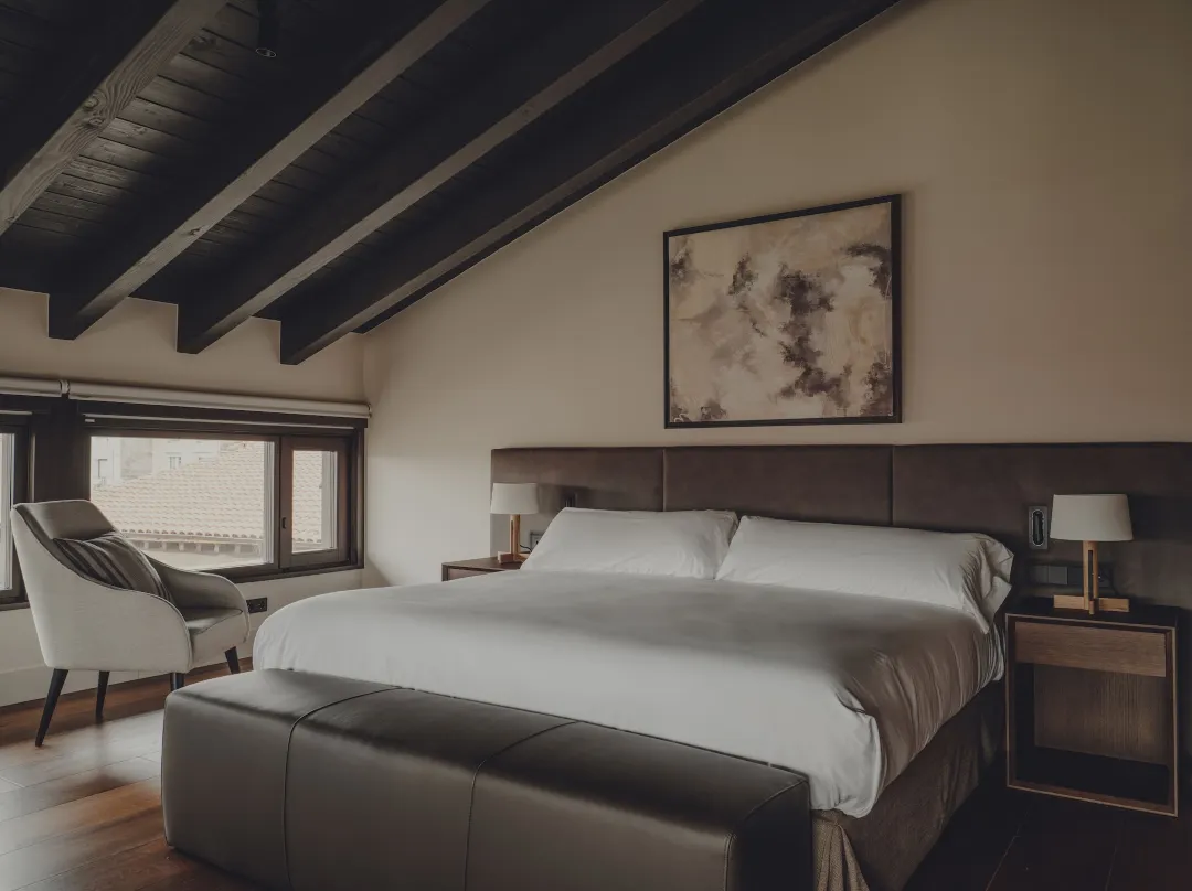 Hotel Santa María Briones - Briones