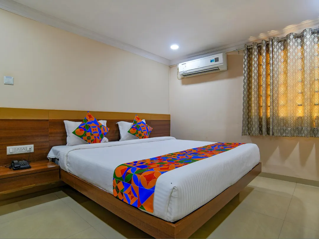 Fabhotel Pishori - Indore