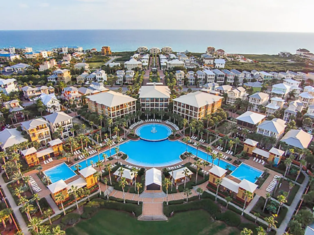 Room For The Whole Crew – 4br + Big Back Deck - Rosemary Beach, FL