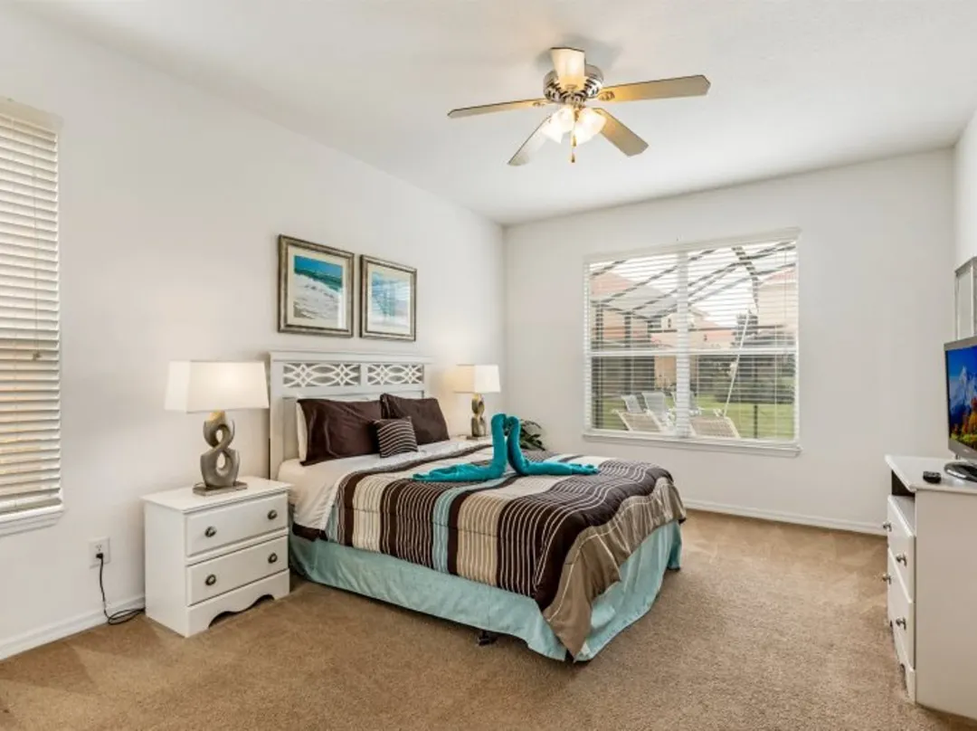 4 Bedroom Platinum Home With Games Room And Spa - Davenport, FL