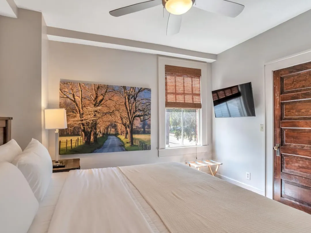 Convenient Parking And Downtown Access - Charming And Cozy - Weaverville, NC