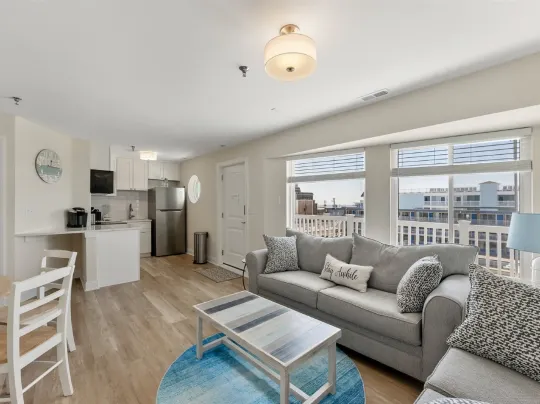 Beautiful Pool And Ocean View Sun Deck - Stylish Coastal Haven - Stone Harbor, NJ