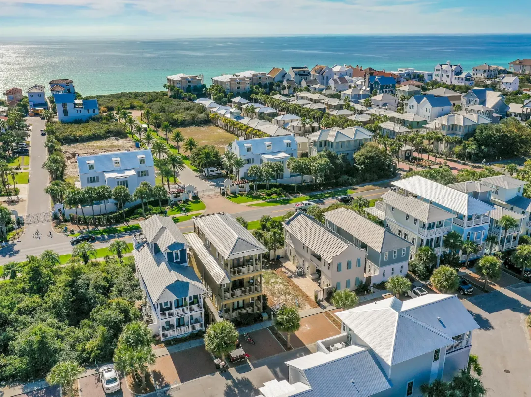 Lagoon Pool Access And Beach Proximity - Exquisite Coastal Haven - Alys Beach, FL