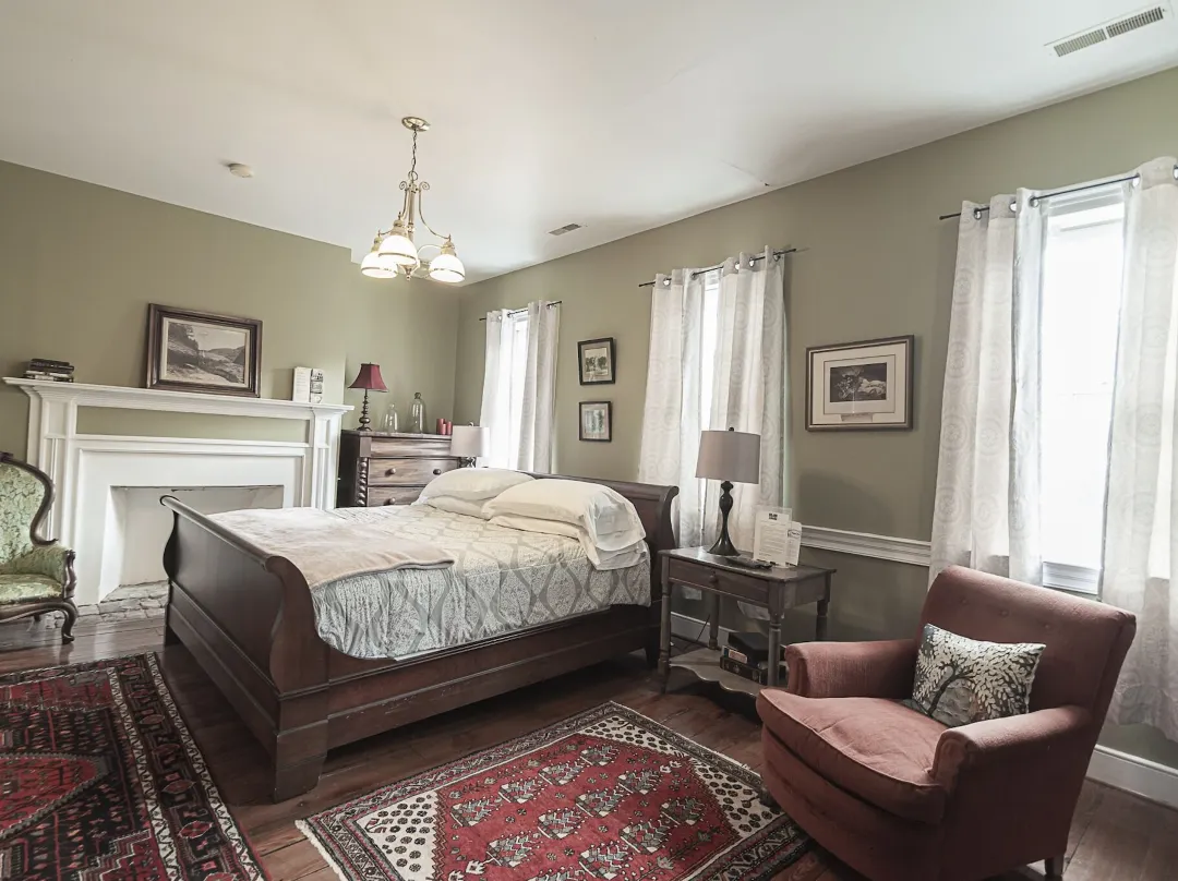 Light Horse Inn - Shepherdstown, WV