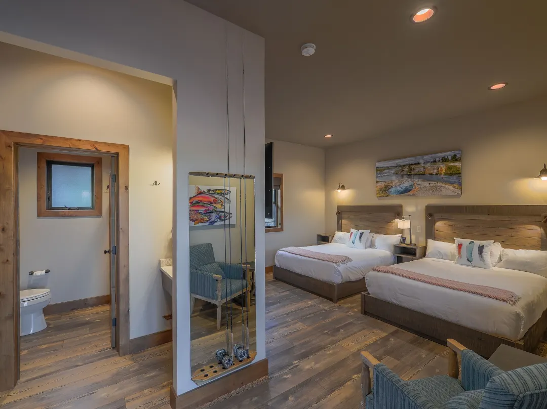 Golden Stone Inn - West Yellowstone, MT