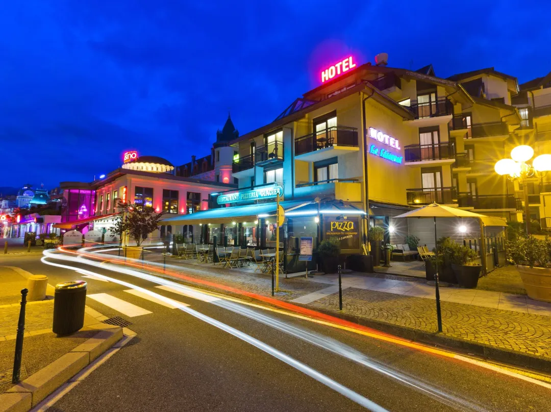 Hôtel Le Littoral - Évian-les-Bains